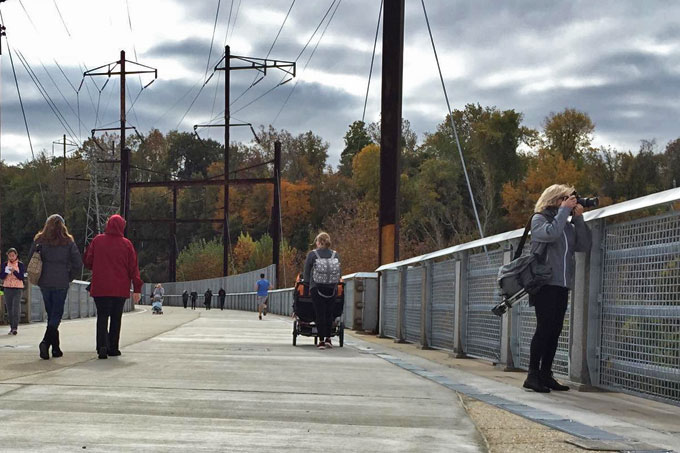 Manayunk Bridge Reopens After 30 Years—Now a Pedestrian & Bike Trail ...