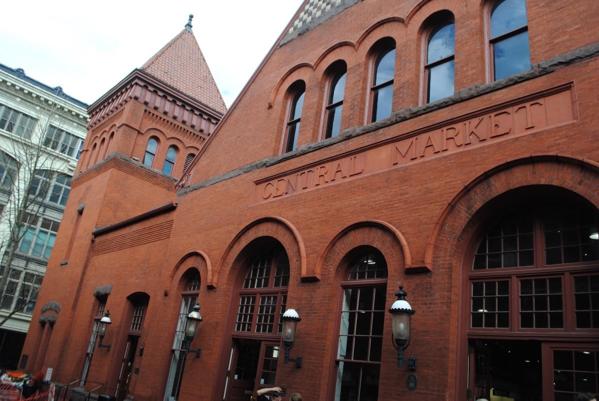Top 13 Spots You Must Visit at Lancaster’s Central Market — PA Eats